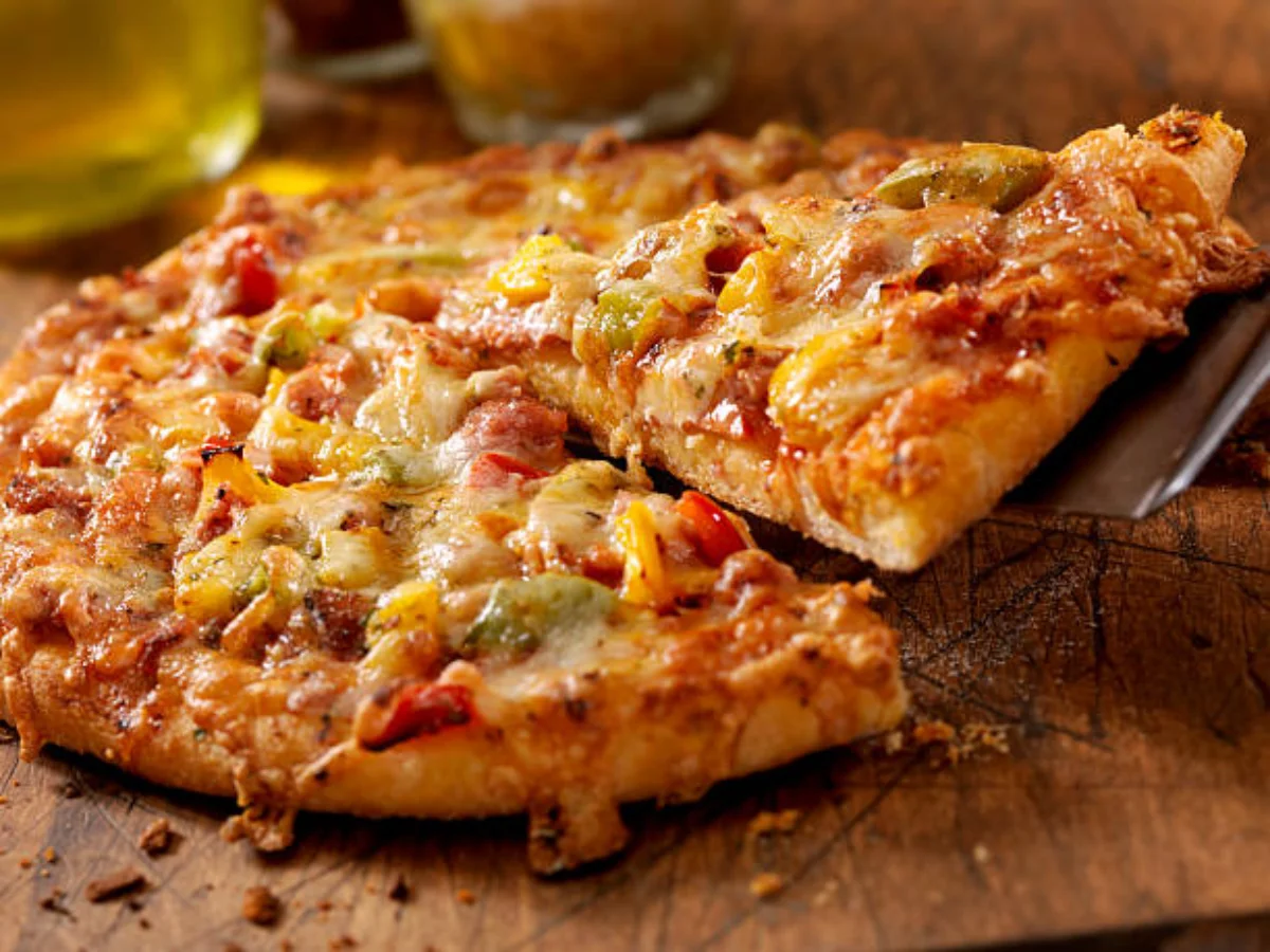 Thick Crust Pizza Recipe: Easy and Delicious to Make at Home